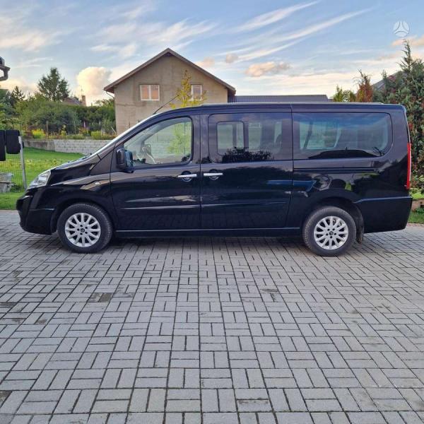 Citroen Jumpy 2015 in Vilnius on AUTOMOTO.COM.LV Black Citroen Jumpy 2015 in Vilnius, with an engine capacity of 2.00 L and mileage of 355 thousand km for 6900 €, photo 5 on AUTOMOTO.COM.LV