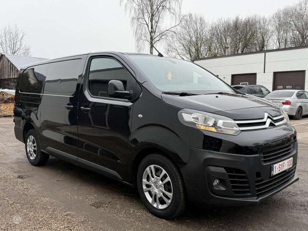 Melns Citroen Jumpy 2017 Utena, ar dzinēja tilpumu 2.00 L un nobraukumu 142 tūkst. km par 9500 €, foto 2 vietnē AUTOMOTO.COM.LV