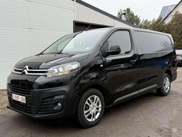 Melns Citroen Jumpy 2017 Utena, ar dzinēja tilpumu 2.00 L un nobraukumu 142 tūkst. km par 8990 €, foto 1 vietnē AUTOMOTO.COM.LV