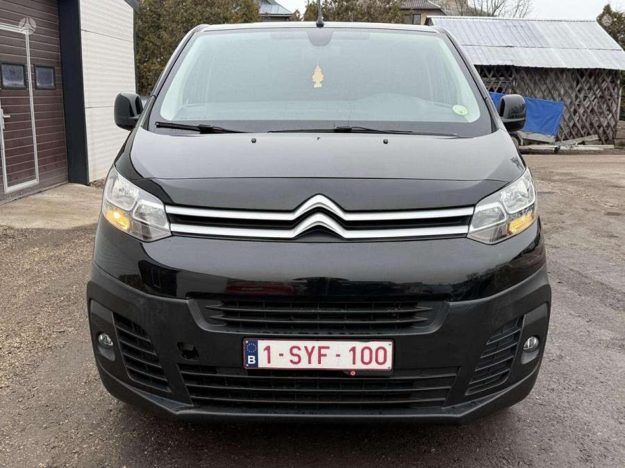 Black Citroen Jumpy 2017 in Utena, with an engine capacity of 2.00 L and mileage of 142 thousand km for 8990 €, photo 6 on AUTOMOTO.COM.LV