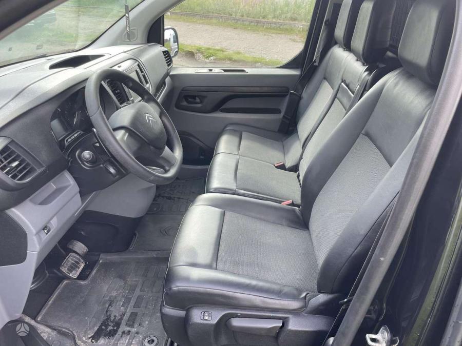 Melns Citroen Jumpy 2017 Panevēža, ar dzinēja tilpumu 2.00 L un nobraukumu 240 tūkst. km par 12799 €, foto 13 vietnē AUTOMOTO.COM.LV