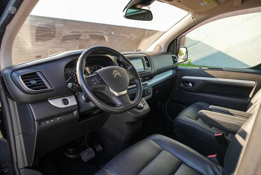Melns Citroen Jumpy 2018 Marijampole, ar dzinēja tilpumu 2.00 L un nobraukumu 153 tūkst. km par 19950 €, foto 25 vietnē AUTOMOTO.COM.LV