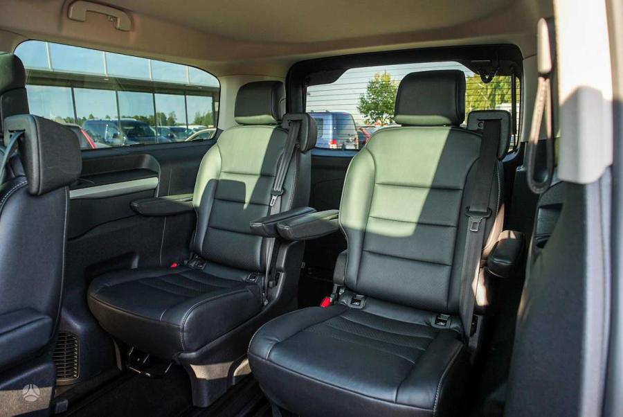 Melns Citroen Jumpy 2018 Marijampole, ar dzinēja tilpumu 2.00 L un nobraukumu 153 tūkst. km par 19950 €, foto 36 vietnē AUTOMOTO.COM.LV