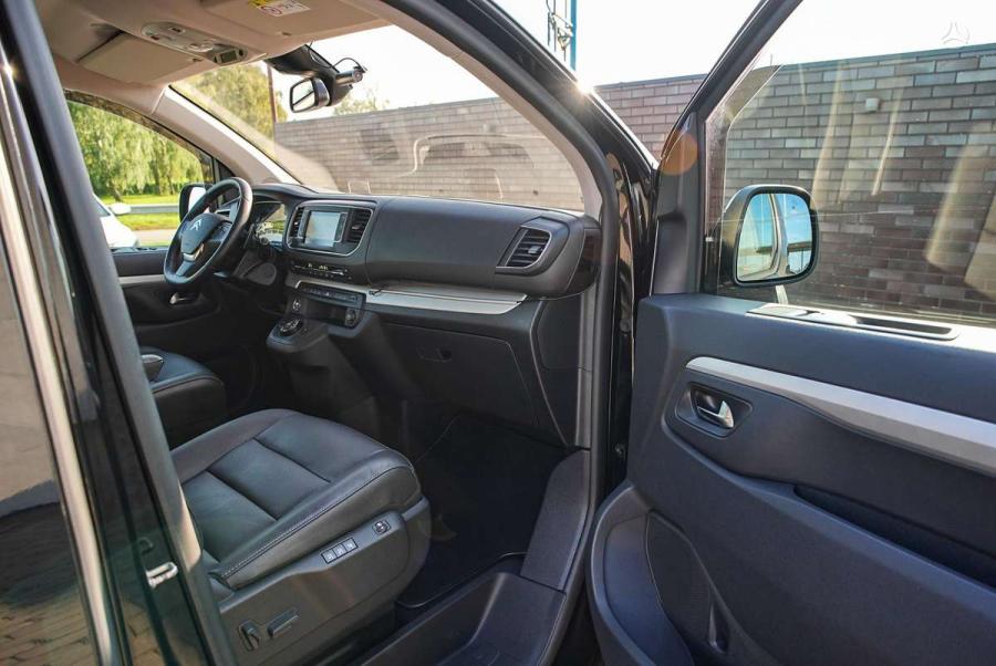 Melns Citroen Jumpy 2018 Marijampole, ar dzinēja tilpumu 2.00 L un nobraukumu 153 tūkst. km par 19950 €, foto 40 vietnē AUTOMOTO.COM.LV