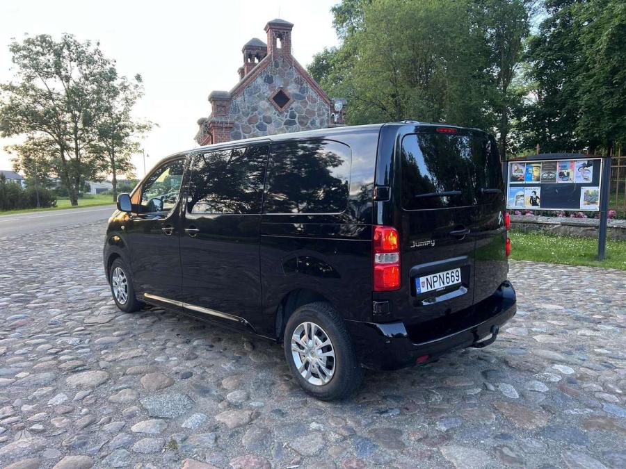 Black Citroen Jumpy 2021 in Rokiskis, with an engine capacity of 2.00 L and mileage of 167 thousand km for 10300 €, photo 5 on AUTOMOTO.COM.LV