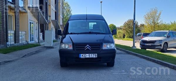 Melns Citroen Jumpy 2005 Rīga, ar dzinēja tilpumu 2.00 L un nobraukumu 225 tūkst. km par 24500 €, foto 1 vietnē AUTOMOTO.COM.LV