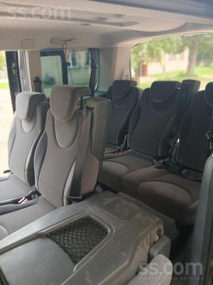 Black Citroen Jumpy 2010 in Kraslava, with an engine capacity of 2.00 L and mileage of 255 thousand km for 3300 €, photo 4 on AUTOMOTO.COM.LV