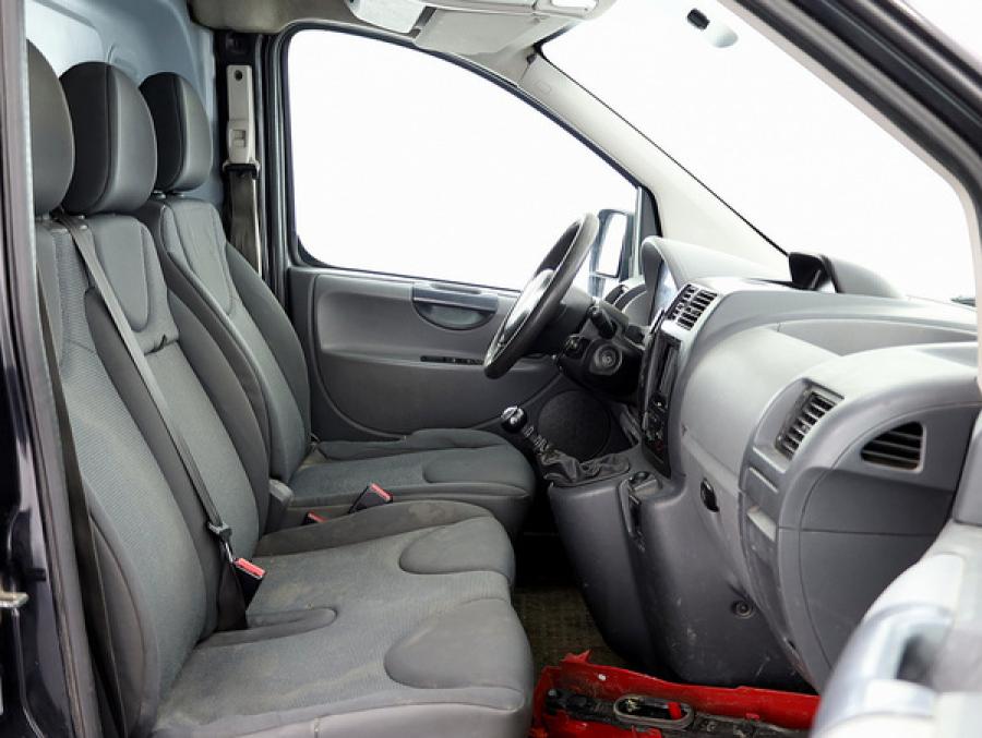 Black Citroen Jumpy 2013 in Tallinn, with an engine capacity of 2.00 L and mileage of 344 thousand km for 1699 €, photo 7 on AUTOMOTO.COM.LV