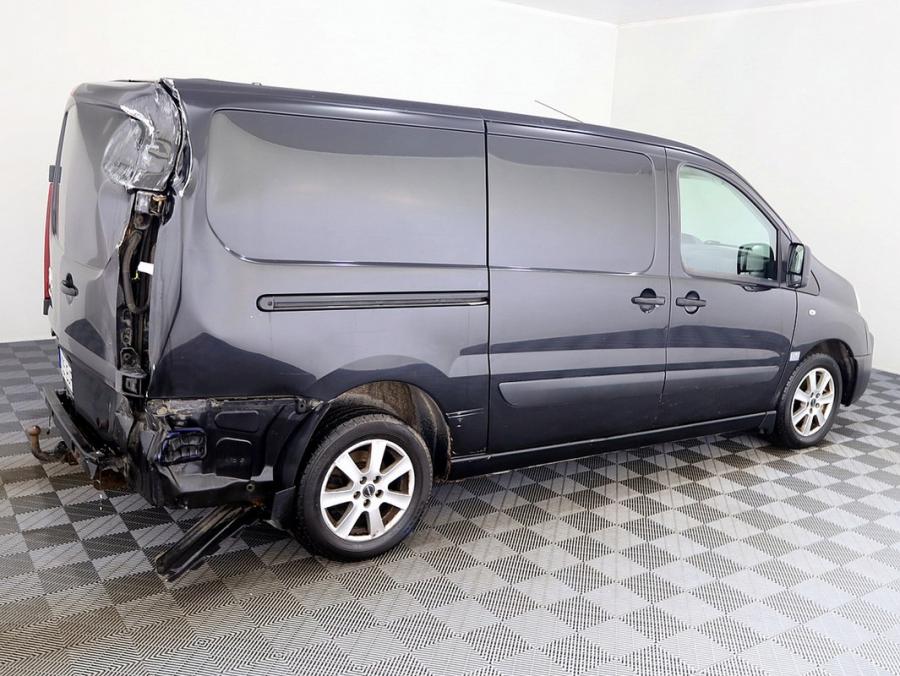 Black Citroen Jumpy 2013 in Tallinn, with an engine capacity of 2.00 L and mileage of 344 thousand km for 1699 €, photo 11 on AUTOMOTO.COM.LV