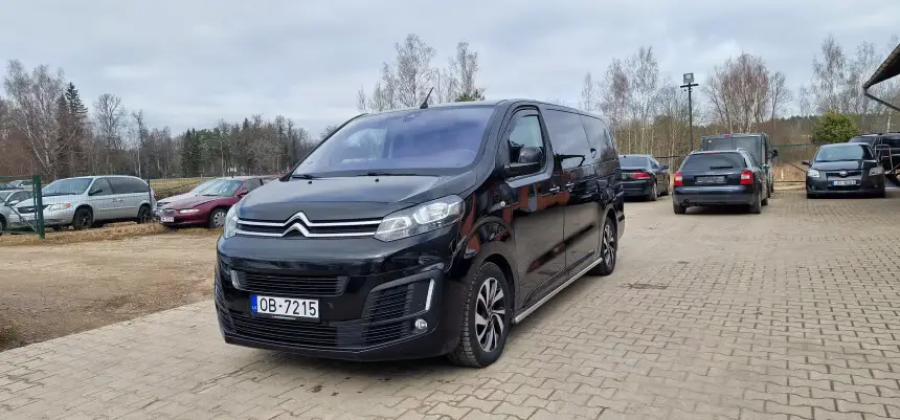 Black Citroen Jumpy 2017 in Valmiera, with an engine capacity of 2.00 L and mileage of 175 thousand km for 19000 €, photo 7 on AUTOMOTO.COM.LV