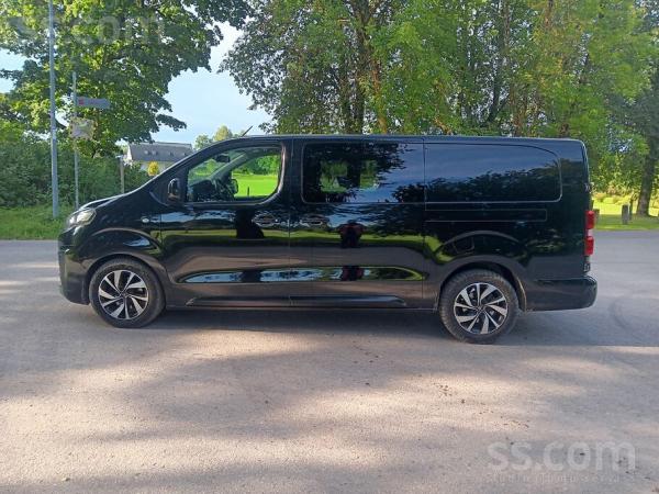 Black Citroen Jumpy 2018 in Ogre, with an engine capacity of 2.00 L and mileage of 192 thousand km for 12500 €, photo 2 on AUTOMOTO.COM.LV