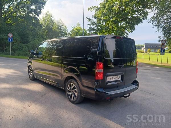 Black Citroen Jumpy 2018 in Ogre, with an engine capacity of 2.00 L and mileage of 192 thousand km for 12500 €, photo 3 on AUTOMOTO.COM.LV