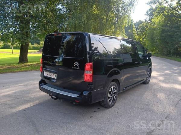 Black Citroen Jumpy 2018 in Ogre, with an engine capacity of 2.00 L and mileage of 192 thousand km for 12500 €, photo 5 on AUTOMOTO.COM.LV