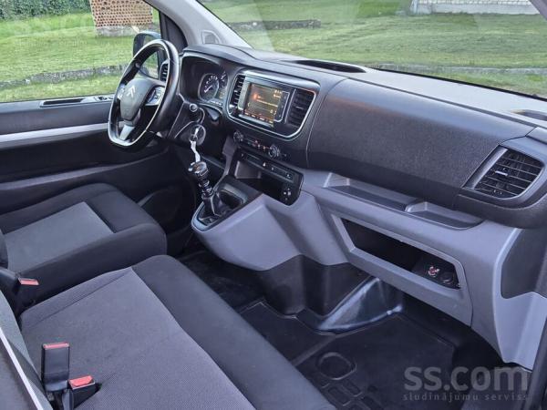 Melns Citroen Jumpy 2019 Kuldīga, ar dzinēja tilpumu 2.00 L un nobraukumu 146 tūkst. km par 11500 €, foto 9 vietnē AUTOMOTO.COM.LV