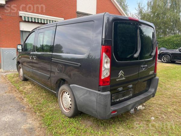 Black Citroen Jumpy 2016 in Riga, with an engine capacity of 2.00 L and mileage of 239 thousand km for 8000 €, photo 4 on AUTOMOTO.COM.LV
