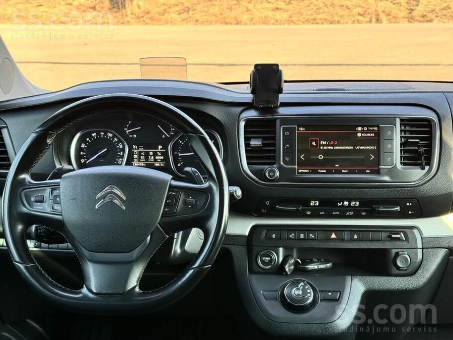 Melns Citroen Jumpy 2018 Rīga, ar dzinēja tilpumu 2.00 L un nobraukumu 226 tūkst. km par 19000 €, foto 9 vietnē AUTOMOTO.COM.LV