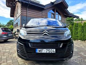 Melns Citroen Jumpy 2020 Jūrmala, ar dzinēja tilpumu 2.00 L un nobraukumu 228 tūkst. km par 18950 €, foto 3 vietnē AUTOMOTO.COM.LV