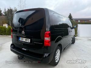 Black Citroen Jumpy 2018 in Tallinn, with an engine capacity of 2.00 L and mileage of 160 thousand km for 17900 €, photo 5 on AUTOMOTO.COM.LV