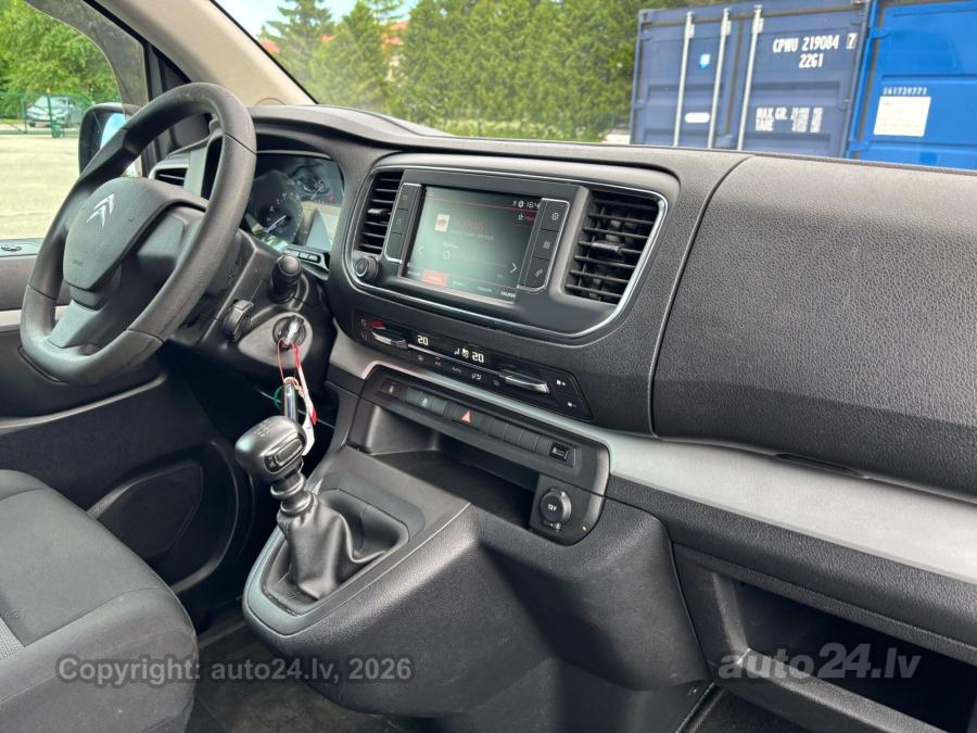 Melns Citroen Jumpy 2020 Paide, ar dzinēja tilpumu 1.50 L un nobraukumu 179 tūkst. km par 16690 €, foto 9 vietnē AUTOMOTO.COM.LV