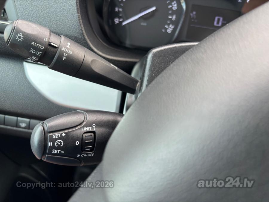 Melns Citroen Jumpy 2020 Paide, ar dzinēja tilpumu 1.50 L un nobraukumu 179 tūkst. km par 16690 €, foto 22 vietnē AUTOMOTO.COM.LV