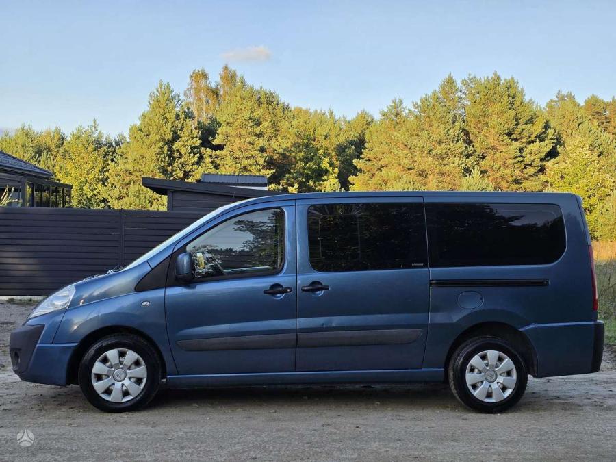 Blue Citroen Jumpy 2011 in Silute, with an engine capacity of 2.00 L and mileage of 400 thousand km for 3000 €, photo 5 on AUTOMOTO.COM.LV