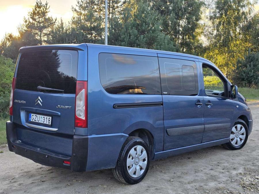 Blue Citroen Jumpy 2011 in Silute, with an engine capacity of 2.00 L and mileage of 400 thousand km for 3000 €, photo 6 on AUTOMOTO.COM.LV