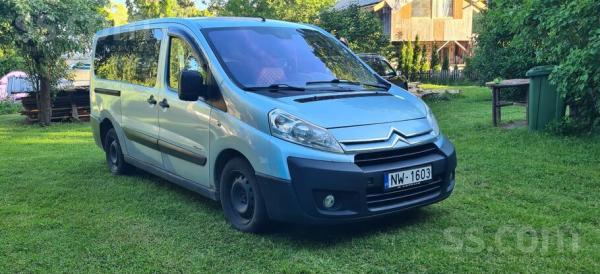 Zils Citroen Jumpy 2008 Rīga, ar dzinēja tilpumu 1.60 L un nobraukumu 672 tūkst. km par 1900 €, foto 1 vietnē AUTOMOTO.COM.LV