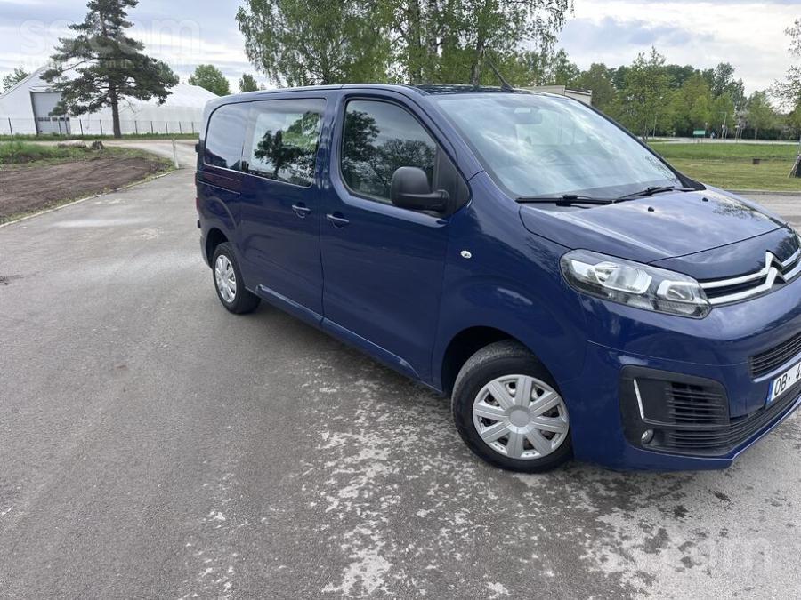 Zils Citroen Jumpy 2017 Ogre, ar dzinēja tilpumu 2.00 L un nobraukumu 200 tūkst. km par 7800 €, foto 6 vietnē AUTOMOTO.COM.LV