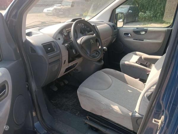 Zils Citroen Jumpy 2008 Utena, ar dzinēja tilpumu 2.00 L un nobraukumu 315 tūkst. km par 3650 €, foto 7 vietnē AUTOMOTO.COM.LV