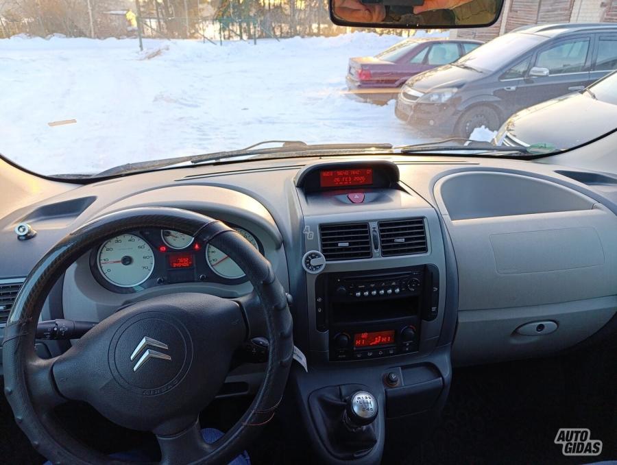 Blue Citroen Jumpy 2010 in Sirvintos, with an engine capacity of 2.00 L and mileage of 349 thousand km for 5500 €, photo 7 on AUTOMOTO.COM.LV