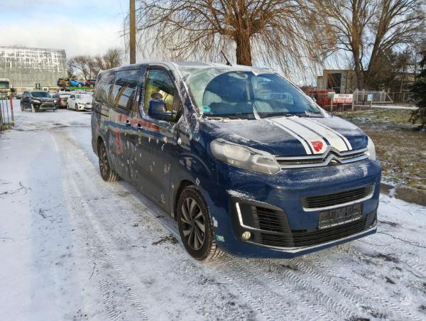 Zils Citroen Jumpy 2017 Marijampole, ar dzinēja tilpumu 2.00 L un nobraukumu 333 tūkst. km par 7500 €, foto 2 vietnē AUTOMOTO.COM.LV