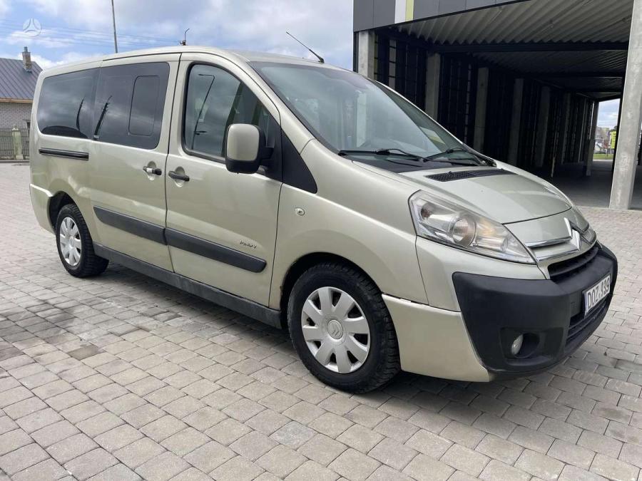 Brown Citroen Jumpy 2009 in Vilnius, with an engine capacity of 2.00 L and mileage of 350 thousand km for 3000 €, photo 8 on AUTOMOTO.COM.LV