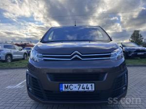 Brūns Citroen Jumpy 2019 Rīga, ar dzinēja tilpumu 2.00 L un nobraukumu 168 tūkst. km par 14500 €, foto 3 vietnē AUTOMOTO.COM.LV