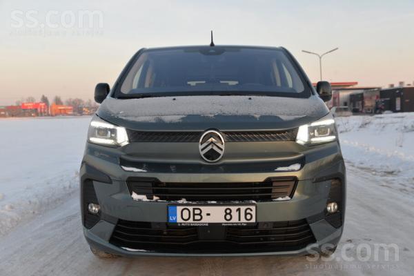 Zaļš Citroen Jumpy 2025 Rīga, ar dzinēja tilpumu 2.00 L un nobraukumu 8 tūkst. km par 37200 €, foto 2 vietnē AUTOMOTO.COM.LV