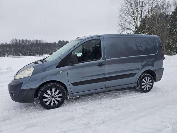 Pelēks Citroen Jumpy 2008 Viļņa, ar dzinēja tilpumu 2.00 L un nobraukumu 380 tūkst. km par 1700 €, foto 6 vietnē AUTOMOTO.COM.LV