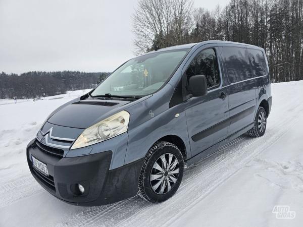 Pelēks Citroen Jumpy 2008 Viļņa, ar dzinēja tilpumu 2.00 L un nobraukumu 380 tūkst. km par 1700 €, foto 1 vietnē AUTOMOTO.COM.LV