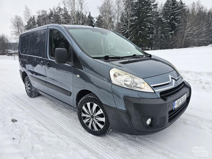 Pelēks Citroen Jumpy 2008 Viļņa, ar dzinēja tilpumu 2.00 L un nobraukumu 380 tūkst. km par 1700 €, foto 2 vietnē AUTOMOTO.COM.LV
