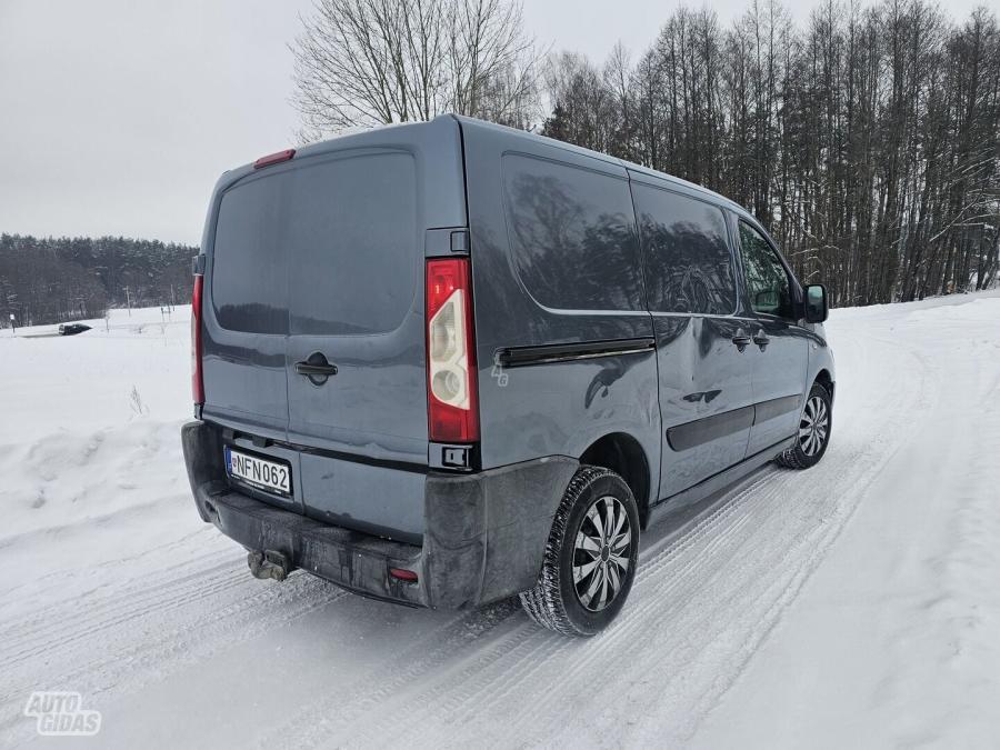Pelēks Citroen Jumpy 2008 Viļņa, ar dzinēja tilpumu 2.00 L un nobraukumu 380 tūkst. km par 1700 €, foto 11 vietnē AUTOMOTO.COM.LV