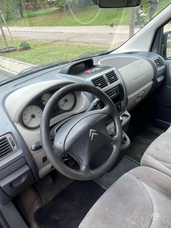 Grey Citroen Jumpy 2008 in Vilnius, with an engine capacity of 2.00 L and mileage of 370 thousand km for 2000 €, photo 9 on AUTOMOTO.COM.LV