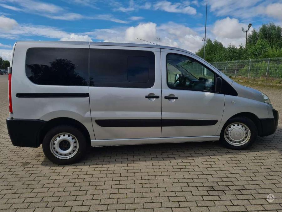 Grey Citroen Jumpy 2011 in Marijampole, with an engine capacity of 2.00 L and mileage of 287 thousand km for 3299 €, photo 11 on AUTOMOTO.COM.LV