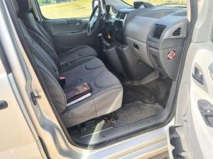 Grey Citroen Jumpy 2011 in Marijampole, with an engine capacity of 2.00 L and mileage of 287 thousand km for 3299 €, photo 15 on AUTOMOTO.COM.LV