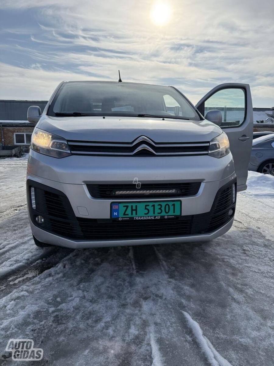 Grey Citroen Jumpy 2017 in Kaunas, with an engine capacity of 2.00 L and mileage of 231 thousand km for 9000 €, photo 1 on AUTOMOTO.COM.LV
