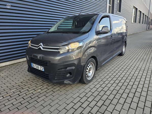 Pelēks Citroen Jumpy 2019 Tauragė, ar dzinēja tilpumu 2.00 L un nobraukumu 300 tūkst. km par 4300 €, foto  vietnē AUTOMOTO.COM.LV