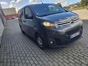 Grey Citroen Jumpy 2019 in Taurage, with an engine capacity of 2.00 L and mileage of 300 thousand km for 4300 €, photo 4 on AUTOMOTO.COM.LV