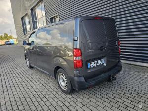 Grey Citroen Jumpy 2019 in Taurage, with an engine capacity of 2.00 L and mileage of 300 thousand km for 4300 €, photo 7 on AUTOMOTO.COM.LV