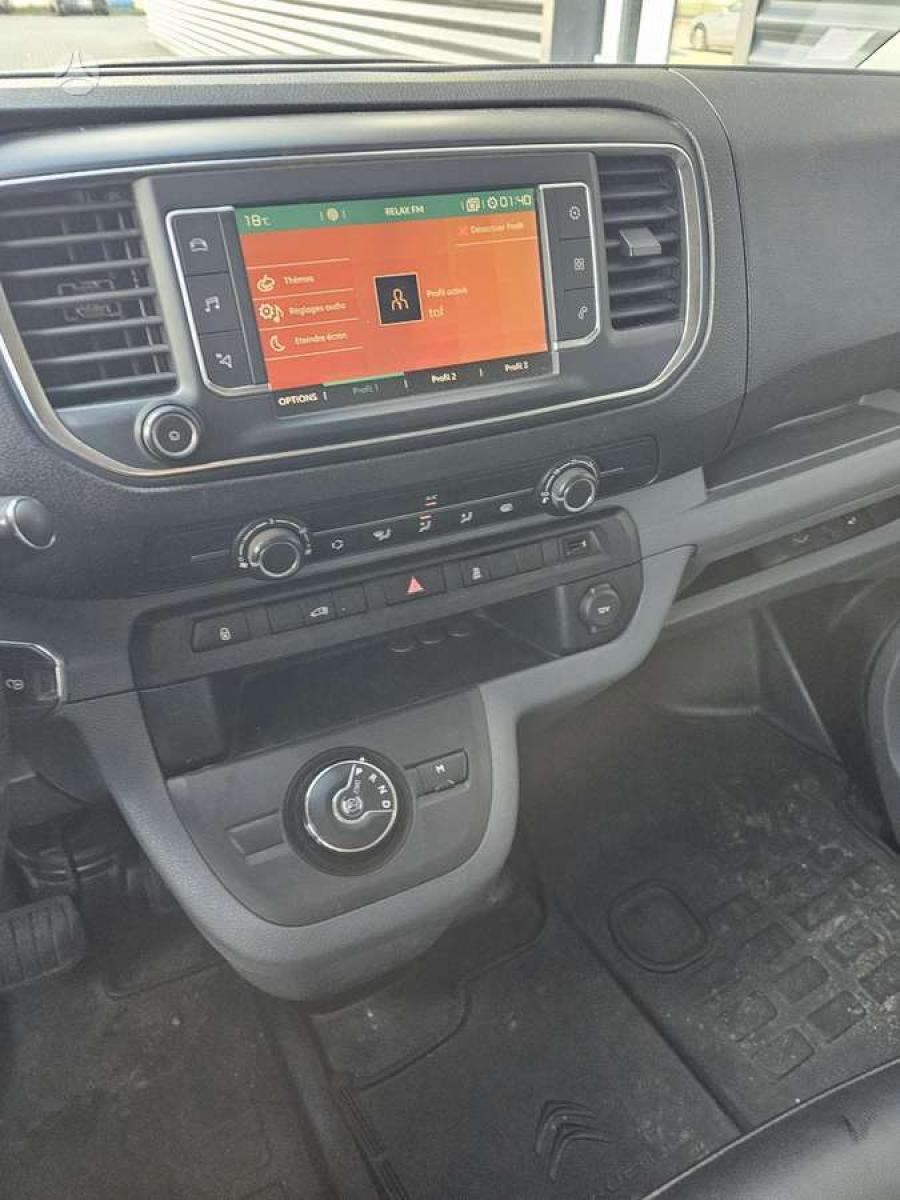 Grey Citroen Jumpy 2019 in Taurage, with an engine capacity of 2.00 L and mileage of 300 thousand km for 4300 €, photo 9 on AUTOMOTO.COM.LV