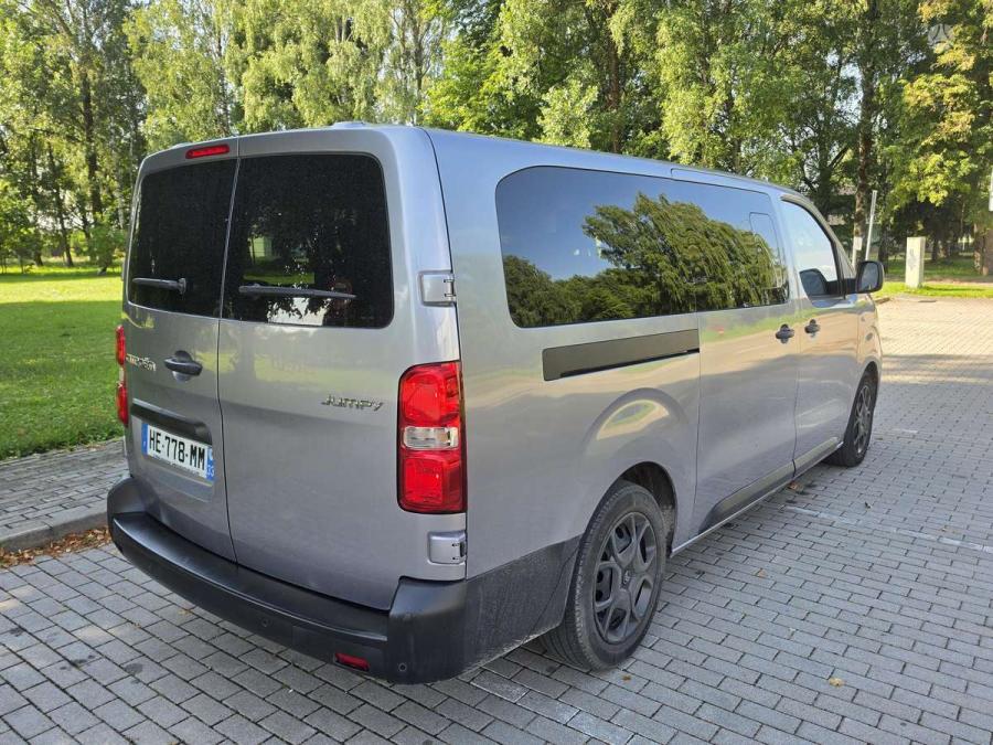 Grey Citroen Jumpy 2025 in Taurage, with an engine capacity of 2.00 L and mileage of 31 thousand km for 26300 €, photo 4 on AUTOMOTO.COM.LV