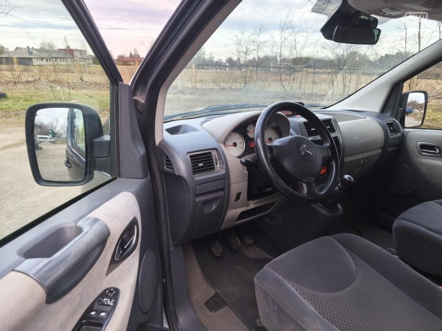 Pelēks Citroen Jumpy 2011 Šauļi, ar dzinēja tilpumu 2.00 L un nobraukumu 293 tūkst. km par 5750 €, foto 12 vietnē AUTOMOTO.COM.LV
