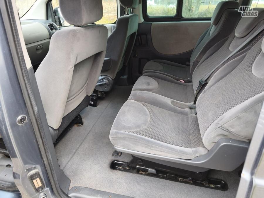 Pelēks Citroen Jumpy 2011 Šauļi, ar dzinēja tilpumu 2.00 L un nobraukumu 293 tūkst. km par 5750 €, foto 15 vietnē AUTOMOTO.COM.LV