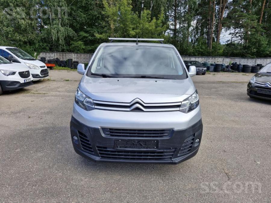 Grey Citroen Jumpy 2017 in Riga, with an engine capacity of 2.00 L and mileage of 0 thousand km for 10300 €, photo 3 on AUTOMOTO.COM.LV